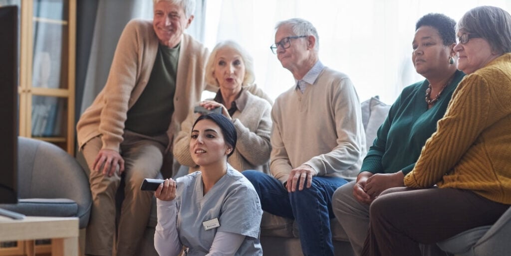 Why a Retirement Living Community Is the Better Choice in 2026